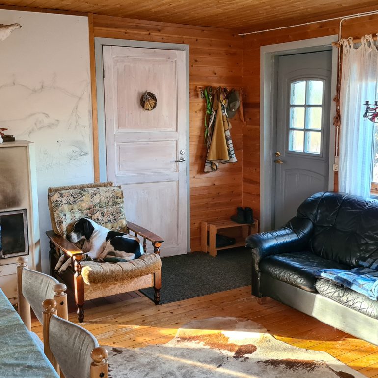 Eräkämppä/kesämökki Lappi Inari Röllimetsä - Ostametsää.fi